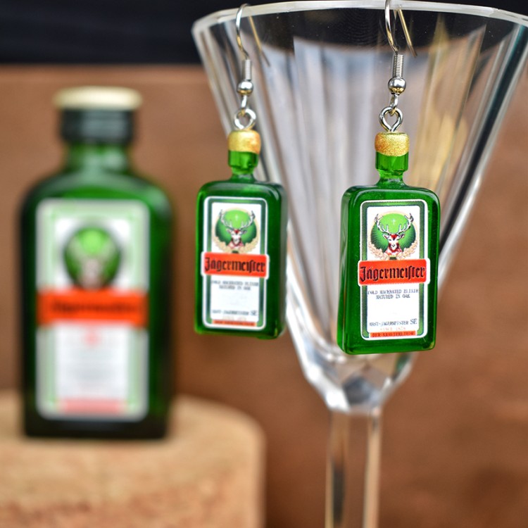 ΣΚΟΥΛΑΡΙΚΙΑ ΚΡΕΜΑΣΤΑ ΜΠΟΥΚΑΛΙ ΛΙΚΕΡ JAGERMEISTER
